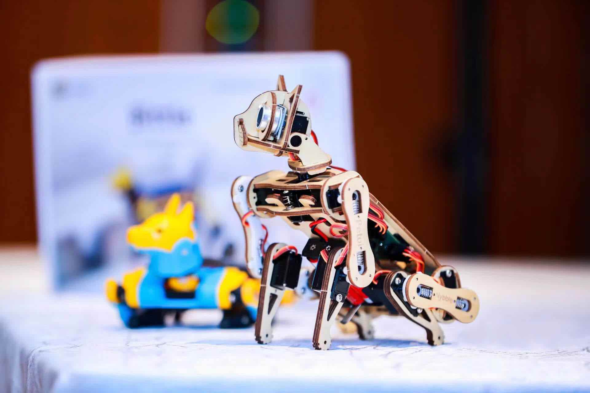 Top Open-Source 3D-Printed Robot Projects – Petoi